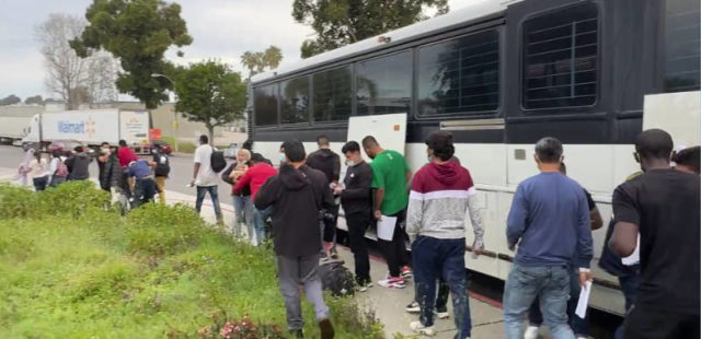 BREAKING: Border Patrol releases buses full of illegals from many ...