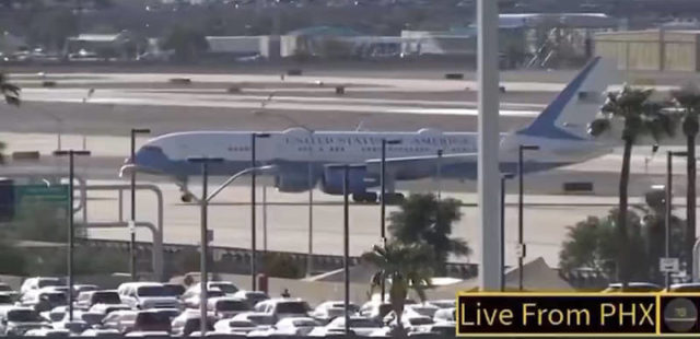 BREAKING VIDEO – Air Traffic Controller welcomes Charlie Kirk home with ...